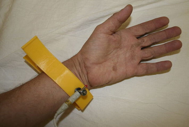 Empathy Device Allows You to Move Another Person’s Hand with Your ...